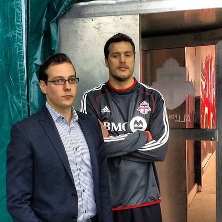 Após estreia com derrota, Julio Cesar tem grande atuação e garante ...