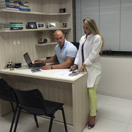 Michelly Crisfepe fica sem menstruar quando está muito musculosa e fala ...