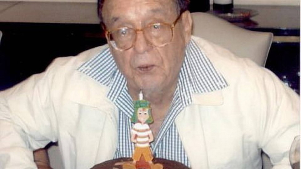 Relembre a trajetória de Roberto Bolaños, o Chaves