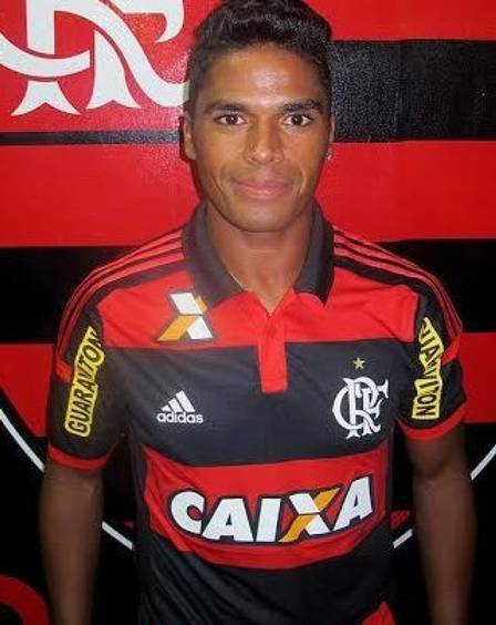 Flamengo contrata o meia Almir, do Bangu, até o fim do ano