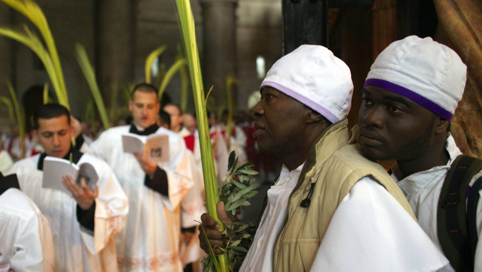 Cristãos celebram o Domingo de Ramos pelo mundo