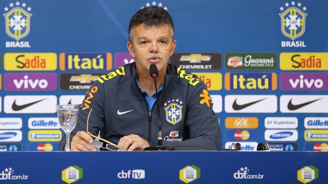 Gilmar Rinaldi comenta que retirada do nome de Marin da fachada da CBF ...