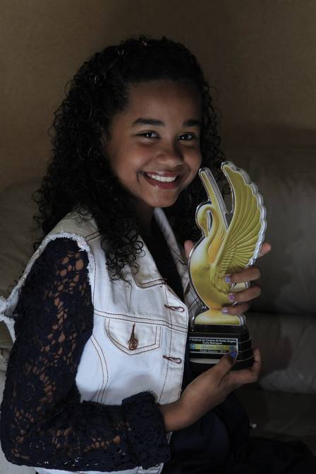 Niteroiense de 11 anos está em filme exibido no Festival de Cannes