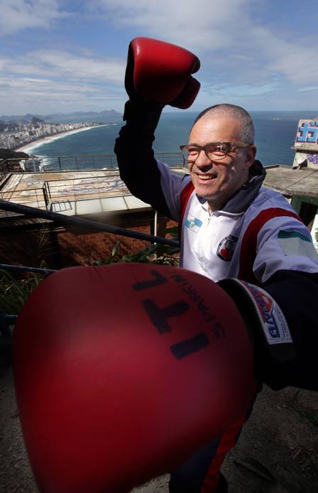 Cria do Vidigal, boxeador Michel Borges treinava por cesta básica e ...