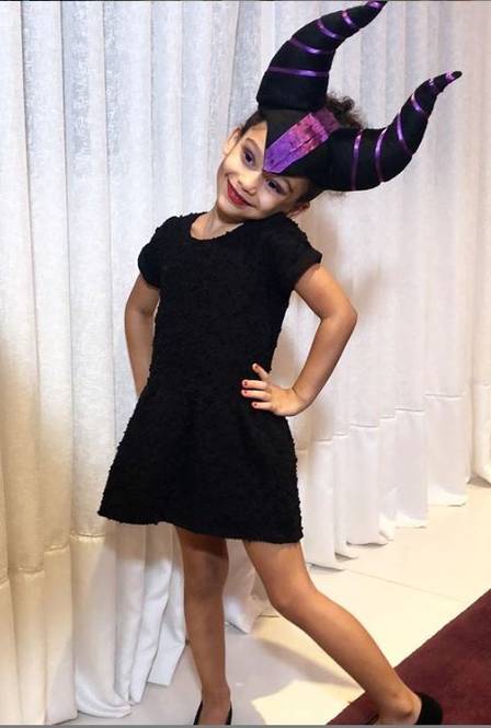 Filha de Naldo e Moranguinho, Maria Victoria faz sucesso como mini ...