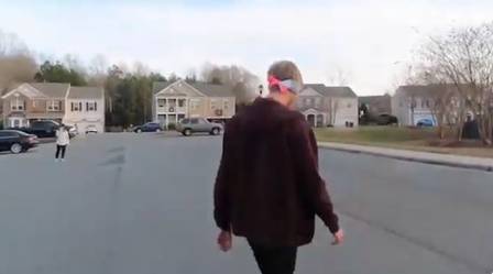 Desafio inspirado no filme 'Bird Box' provoca acidentes e preocupa até ...