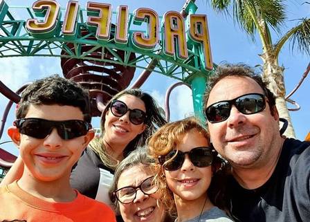 Mãe de ator Caio Junqueira morre dez meses após adeus ao filho