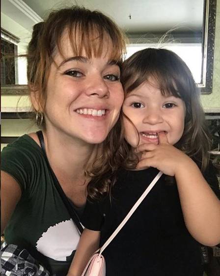 Amor de mãe na vida real: Cacá Ottoni posta fotos fofas da filha e ...