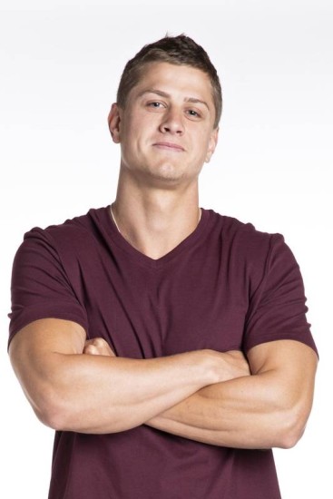 Ex-BBB Lucas Gallina cria perfil em site de conteúdo adulto