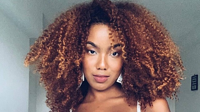 Lellê participa de live no Instagram da jornalista Natália Boere, na ...