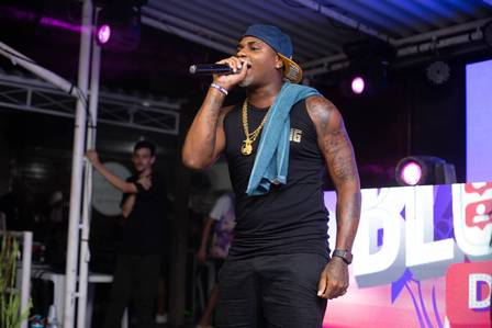 MC Junior PK celebra sucesso na música e sonha: 'Quero fazer uma turnê ...