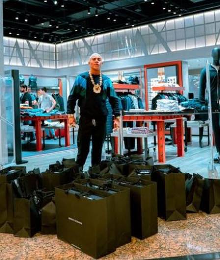 Carros de luxo pagos no pix, joias, jatinhos e cachês milionários ...