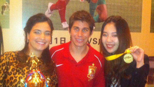 Ídolo do Fluminense, Conca é eleito como o melhor meia da China