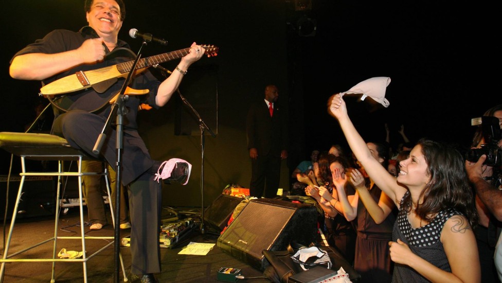 Veja fotos da carreira do cantor Wando