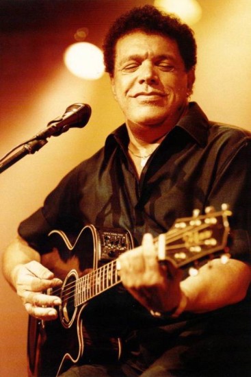 Veja fotos da carreira do cantor Wando