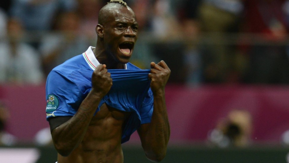 Eurocopa: Balotelli mostra força e técnica, e leva Itália à final