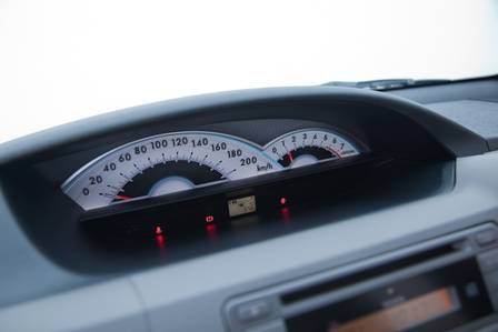 Toyota, enfim, entra no jogo dos compactos com o nacional Etios