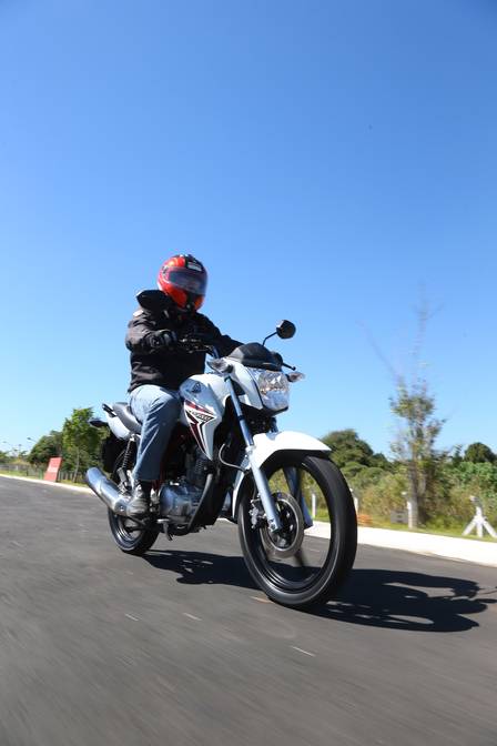 Honda CG: a campeã de vendas está de corpinho novo