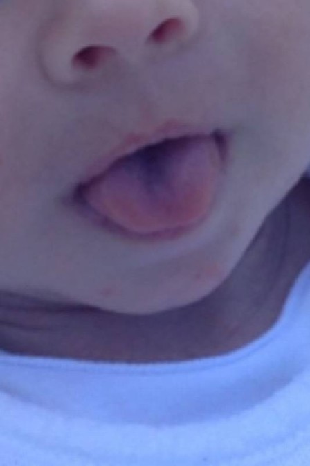 Flavia Sampaio mostra parte do rostinho de Balder, seu filho com Eike ...