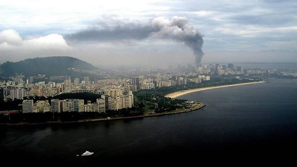 Fogo em lojas no Centro do Rio