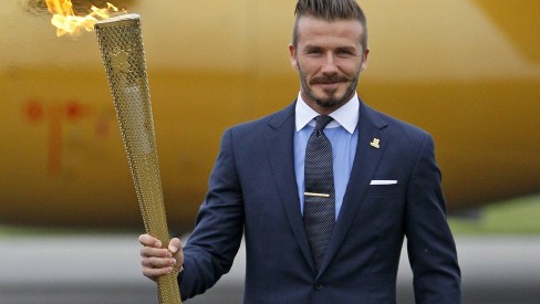 Ternos David Beckham David Beckham é A Prova De Que Ninguém Nasce